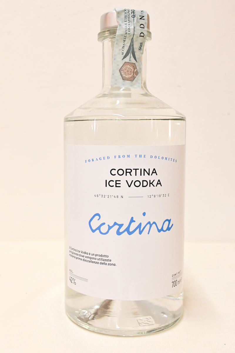 Da Cortina ecco gli spirits d'alta quota: Ice Vodka e Mountain Gin ...